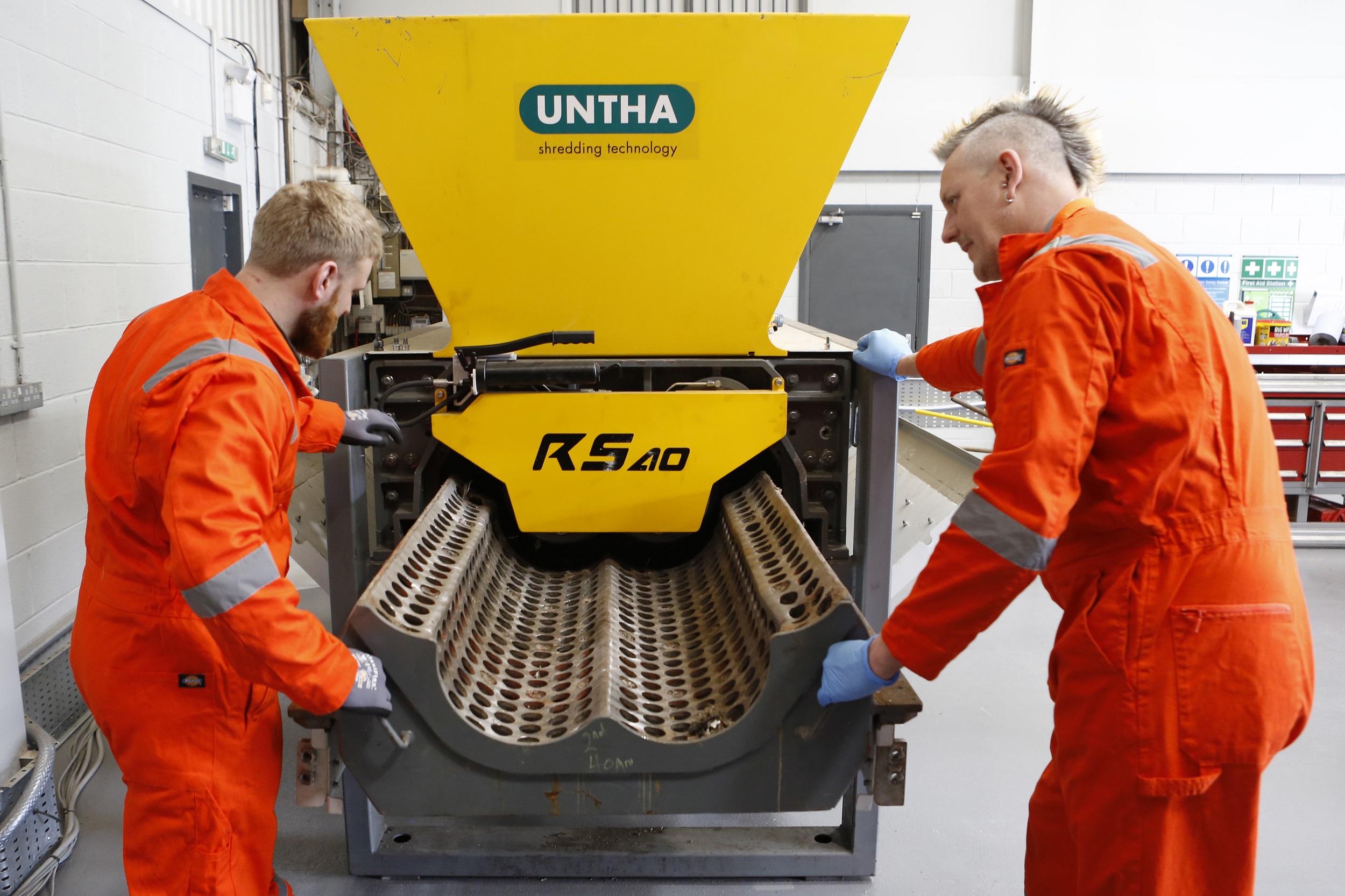 Industrial Shredder Rebuilds | UNTHA